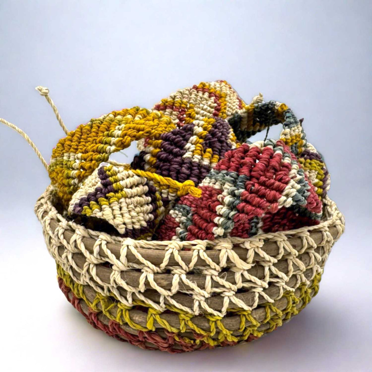 Handmade Amazon Jungle Essence Bracelet Set by Huaorani | Ecualama ...